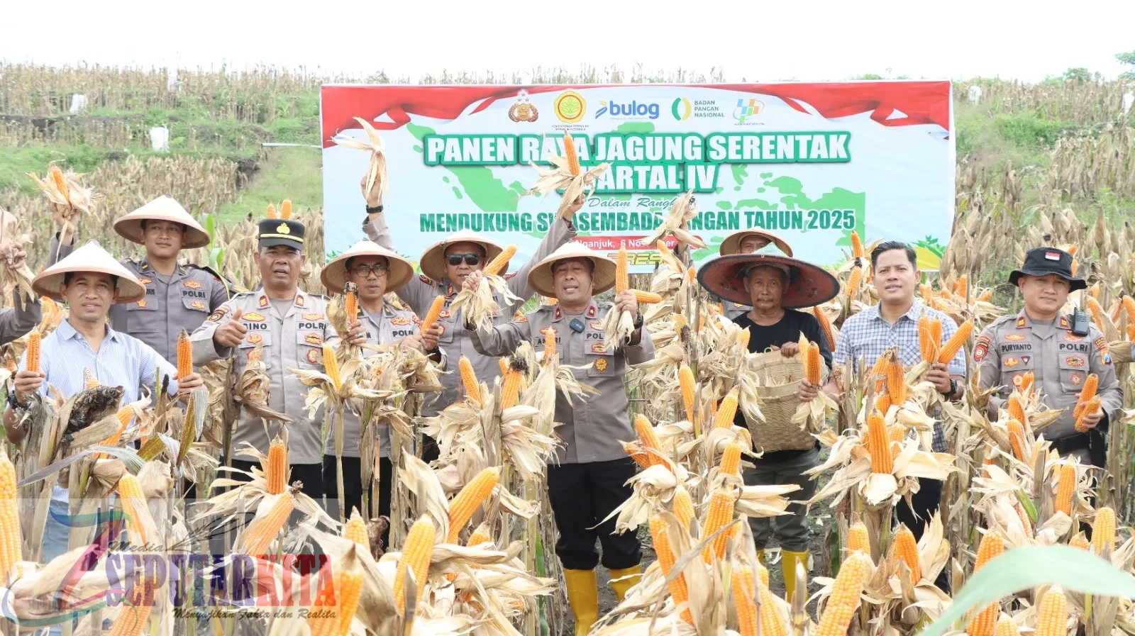 Polres Nganjuk Dukung Swasembada Pangan Lewat Panen Raya Jagung Serentak di Rejoso - Media ...